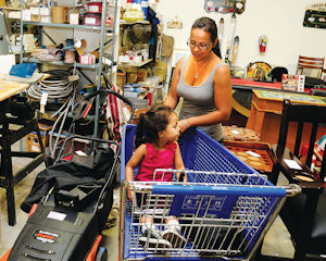Habitat for Humanity ReStore Draws Shoppers - Inside The Valley | Los ...