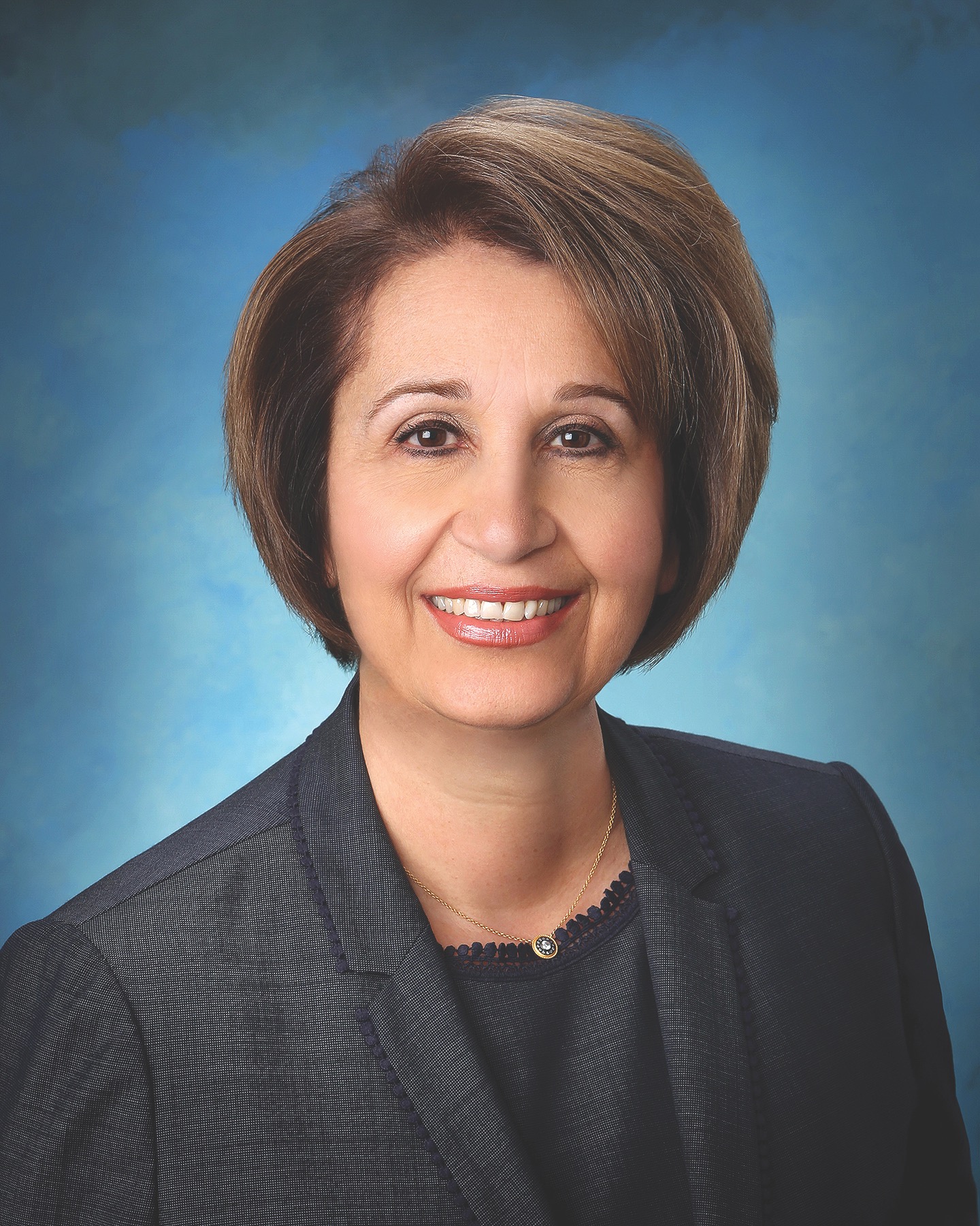 Valley 200 2025: Alice Issai - Inside The Valley | Los Angeles Business ...