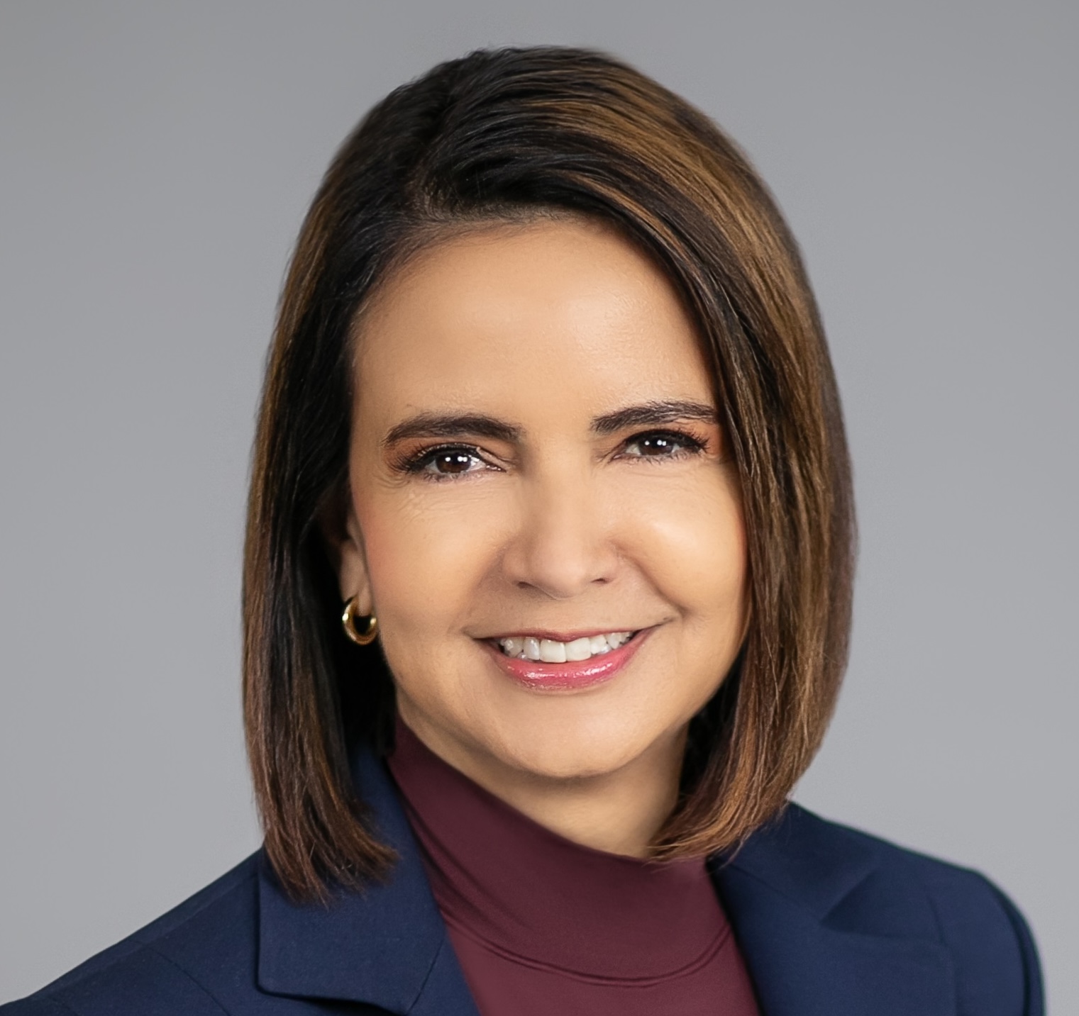 2025 Economic Trends Panelist: Paula Bahamon - Inside The Valley | Los ...